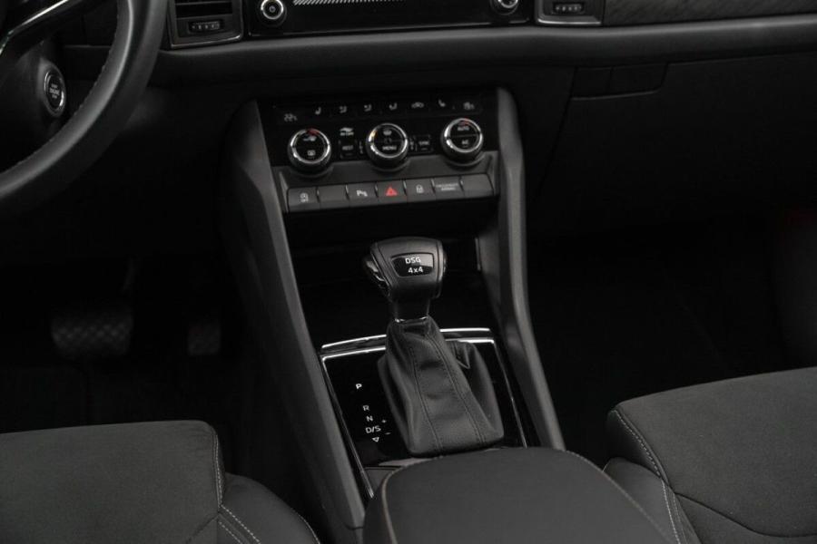 Серый Шкода Kodiaq 2022 в Вильнюс, объемом двигателя 2.00 л и пробегом 119 тыс. км за 28200 €, фото 17 на AUTOMOTO.COM.LV