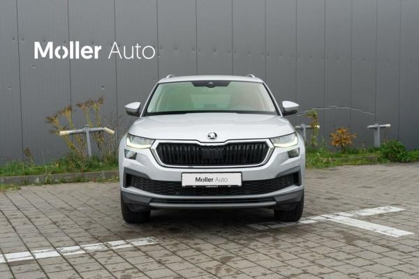 Pelēks Skoda Kodiaq 2022 Viļņa, ar dzinēja tilpumu 2.00 L un nobraukumu 119 tūkst. km par 28200 €, foto 5 vietnē AUTOMOTO.COM.LV