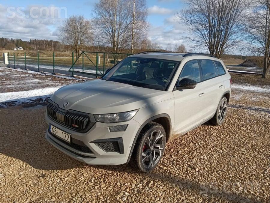 Grey Skoda Kodiaq 2023 in Riga, with an engine capacity of 2.00 L and mileage of 84 thousand km for 39000 €, photo 8 on AUTOMOTO.COM.LV
