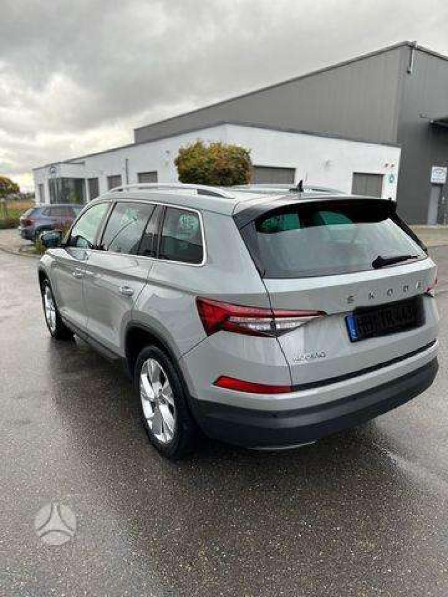 Grey Skoda Kodiaq 2023 in Vilnius, with an engine capacity of 1.50 L and mileage of 55 thousand km for 27499 €, photo 2 on AUTOMOTO.COM.LV