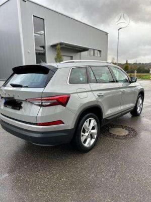 Grey Skoda Kodiaq 2023 in Vilnius, with an engine capacity of 1.50 L and mileage of 55 thousand km for 27499 €, photo 5 on AUTOMOTO.COM.LV