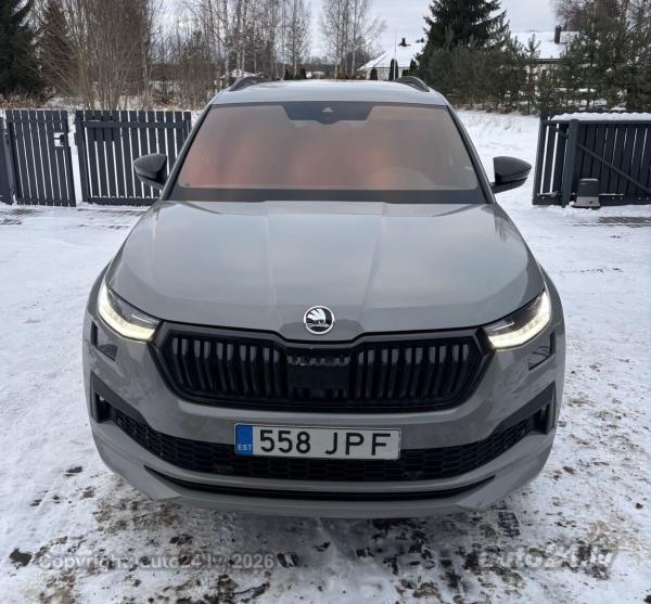 Серый Шкода Kodiaq 2023 в Тарту, объемом двигателя 2.00 л и пробегом 101 тыс. км за 34990 €, фото 4 на AUTOMOTO.COM.LV