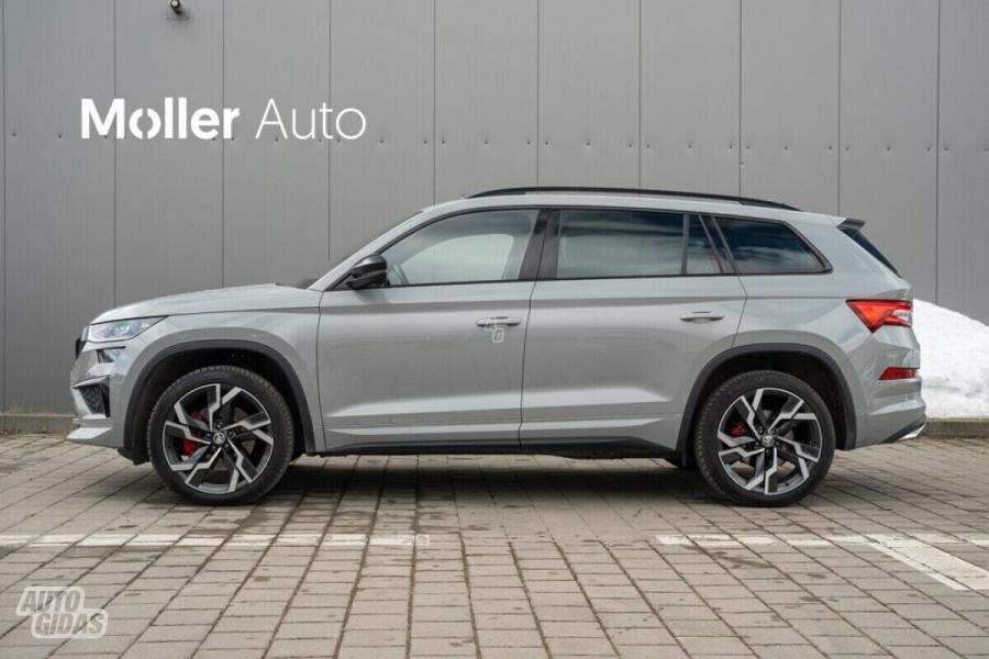 Grey Skoda Kodiaq 2023 in Vilnius, with an engine capacity of 2.00 L and mileage of 54 thousand km for 39950 €, photo 3 on AUTOMOTO.COM.LV