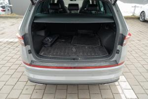 Grey Skoda Kodiaq 2023 in Vilnius, with an engine capacity of 2.00 L and mileage of 54 thousand km for 39950 €, photo 27 on AUTOMOTO.COM.LV