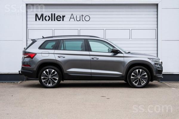 Grey Skoda Kodiaq 2023 in Riga, with an engine capacity of 2.00 L and mileage of 137 thousand km for 28250 €, photo 5 on AUTOMOTO.COM.LV