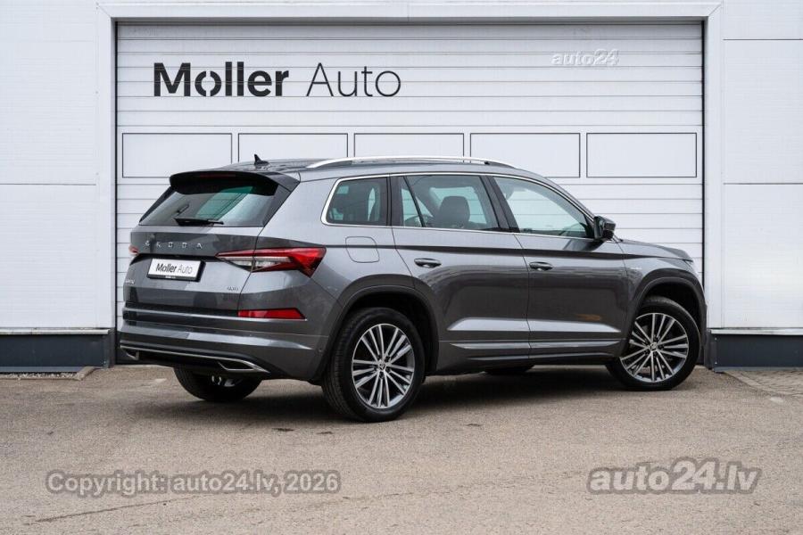 Серый Шкода Kodiaq 2023 в Рига, объемом двигателя 2.00 л и пробегом 165 тыс. км за 29668 €, фото 4 на AUTOMOTO.COM.LV