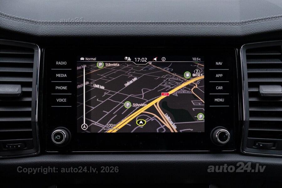 Серый Шкода Kodiaq 2023 в Рига, объемом двигателя 2.00 л и пробегом 165 тыс. км за 29668 €, фото 13 на AUTOMOTO.COM.LV