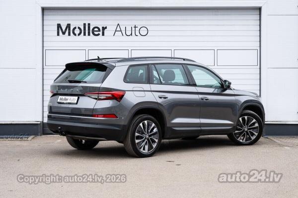 Grey Skoda Kodiaq 2023 in Riga, with an engine capacity of 2.00 L and mileage of 137 thousand km for 28950 €, photo 3 on AUTOMOTO.COM.LV