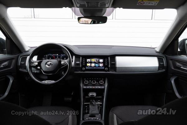 Grey Skoda Kodiaq 2023 in Riga, with an engine capacity of 2.00 L and mileage of 137 thousand km for 28950 €, photo 8 on AUTOMOTO.COM.LV
