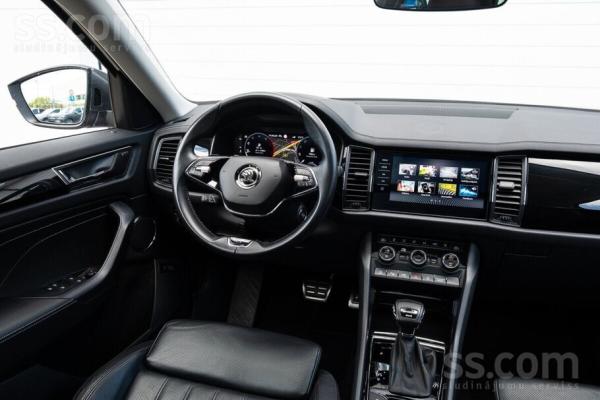 Grey Skoda Kodiaq 2023 in Riga, with an engine capacity of 2.00 L and mileage of 140 thousand km for 32950 €, photo 9 on AUTOMOTO.COM.LV