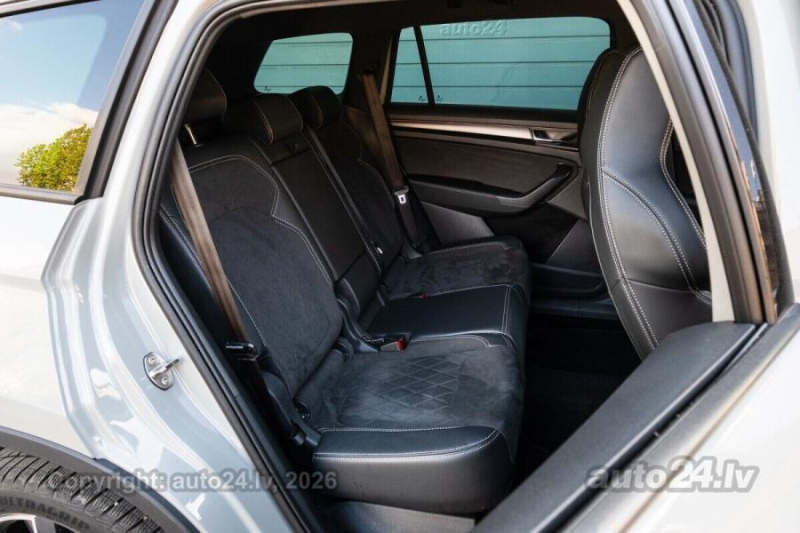 Grey Skoda Kodiaq 2023 in Riga, with an engine capacity of 2.00 L and mileage of 119 thousand km for 33766 €, photo 8 on AUTOMOTO.COM.LV
