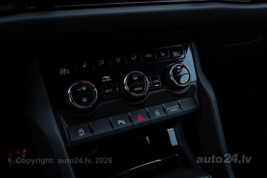 Grey Skoda Kodiaq 2023 in Riga, with an engine capacity of 2.00 L and mileage of 119 thousand km for 33766 €, photo 17 on AUTOMOTO.COM.LV