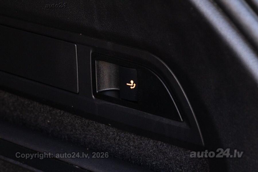 Grey Skoda Kodiaq 2023 in Riga, with an engine capacity of 2.00 L and mileage of 119 thousand km for 33766 €, photo 22 on AUTOMOTO.COM.LV