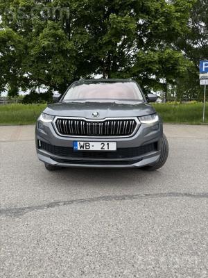 Grey Skoda Kodiaq 2023 in Riga, with an engine capacity of 2.00 L and mileage of 58 thousand km for 33900 €, photo 3 on AUTOMOTO.COM.LV