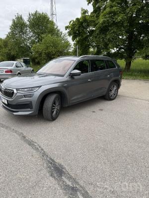 Grey Skoda Kodiaq 2023 in Riga, with an engine capacity of 2.00 L and mileage of 58 thousand km for 33900 €, photo 5 on AUTOMOTO.COM.LV