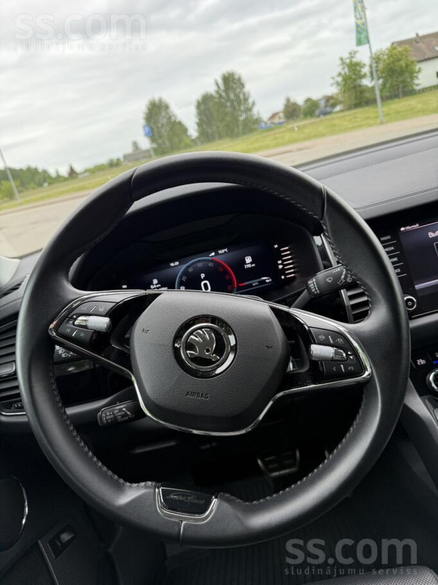 Grey Skoda Kodiaq 2023 in Riga, with an engine capacity of 2.00 L and mileage of 58 thousand km for 33900 €, photo 16 on AUTOMOTO.COM.LV