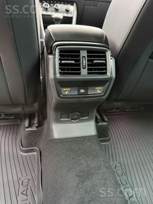 Grey Skoda Kodiaq 2023 in Riga, with an engine capacity of 2.00 L and mileage of 58 thousand km for 33900 €, photo 21 on AUTOMOTO.COM.LV