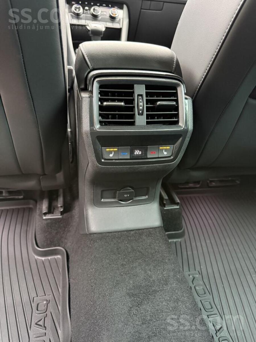 Grey Skoda Kodiaq 2023 in Riga, with an engine capacity of 2.00 L and mileage of 58 thousand km for 33900 €, photo 21 on AUTOMOTO.COM.LV