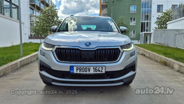 Grey Skoda Kodiaq 2023 in Tallinn, with an engine capacity of 2.00 L and mileage of 152 thousand km for 24400 €, photo 2 on AUTOMOTO.COM.LV