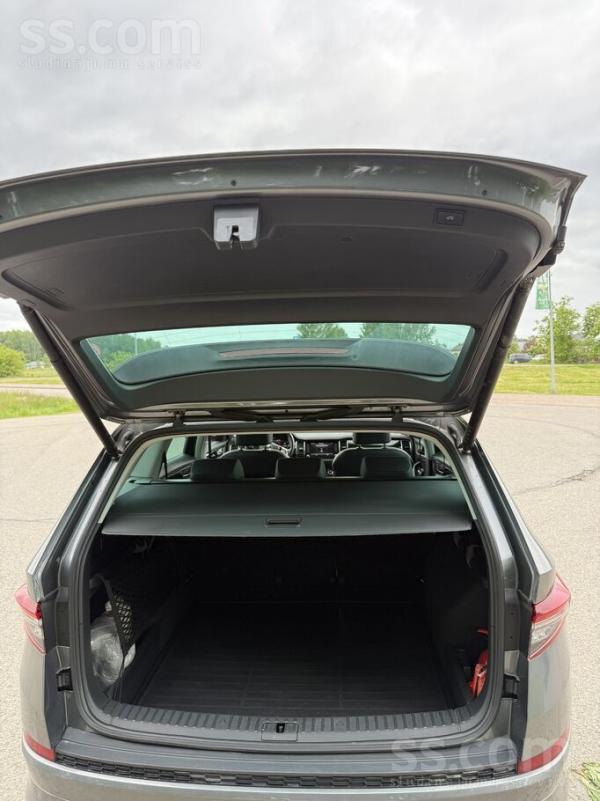 Pelēks Skoda Kodiaq 2023 Rīga, ar dzinēja tilpumu 2.00 L un nobraukumu 58 tūkst. km par 32800 €, foto 7 vietnē AUTOMOTO.COM.LV