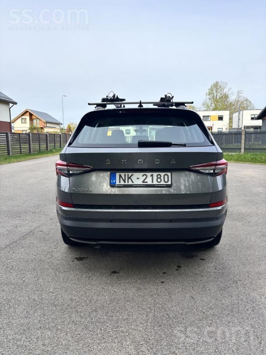Серый Шкода Kodiaq 2023 в Рига, объемом двигателя 1.50 л и пробегом 68 тыс. км за 28500 €, фото 5 на AUTOMOTO.COM.LV