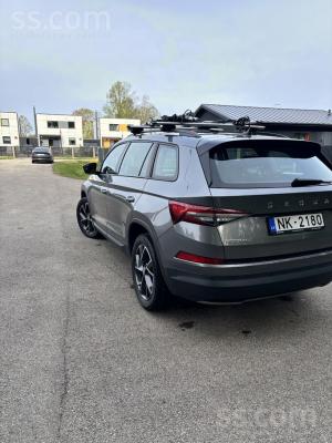 Серый Шкода Kodiaq 2023 в Рига, объемом двигателя 1.50 л и пробегом 68 тыс. км за 28500 €, фото 6 на AUTOMOTO.COM.LV