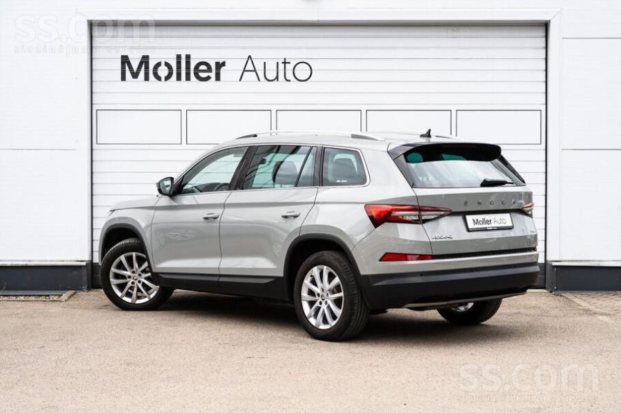 Серый Шкода Kodiaq 2023 в Рига, объемом двигателя 2.00 л и пробегом 165 тыс. км за 26950 €, фото 5 на AUTOMOTO.COM.LV