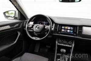 Серый Шкода Kodiaq 2023 в Рига, объемом двигателя 2.00 л и пробегом 165 тыс. км за 26950 €, фото 10 на AUTOMOTO.COM.LV