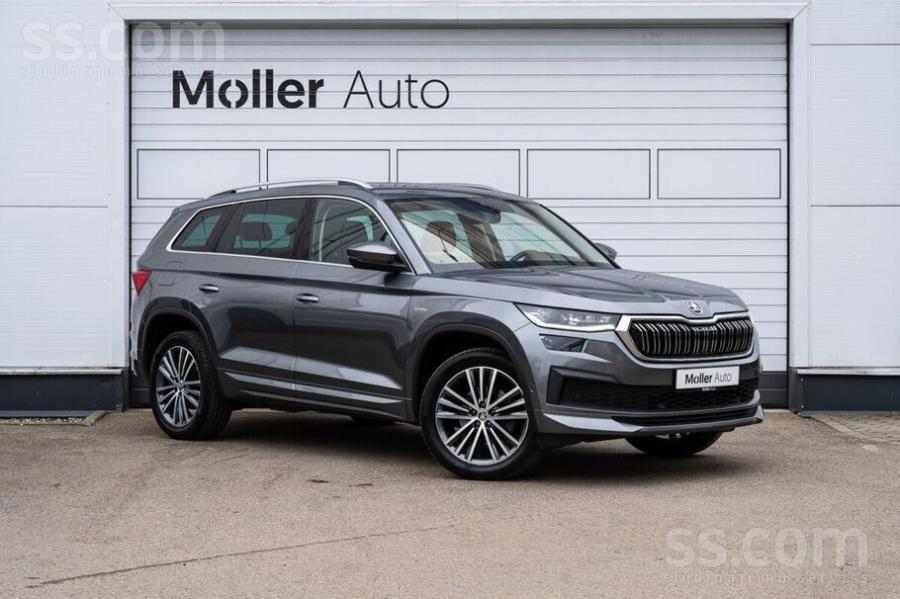 Grey Skoda Kodiaq 2023 in Riga, with an engine capacity of 2.00 L and mileage of 165 thousand km for 28950 €, photo 3 on AUTOMOTO.COM.LV