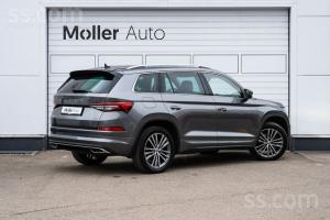Grey Skoda Kodiaq 2023 in Riga, with an engine capacity of 2.00 L and mileage of 165 thousand km for 28950 €, photo 4 on AUTOMOTO.COM.LV