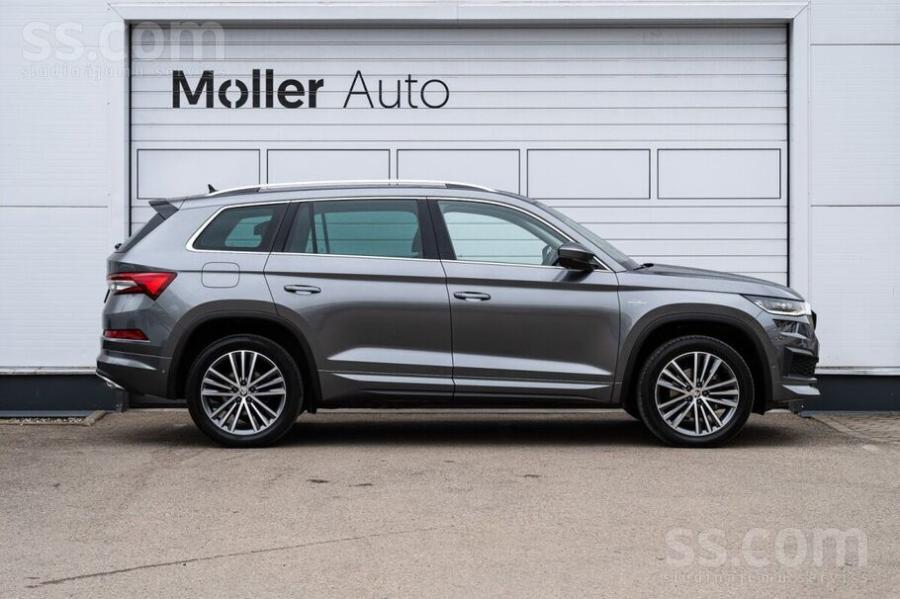 Grey Skoda Kodiaq 2023 in Riga, with an engine capacity of 2.00 L and mileage of 165 thousand km for 28950 €, photo 6 on AUTOMOTO.COM.LV