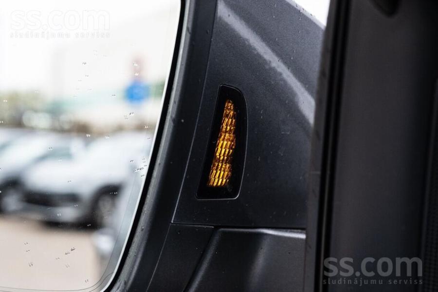Grey Skoda Kodiaq 2023 in Riga, with an engine capacity of 2.00 L and mileage of 165 thousand km for 28950 €, photo 24 on AUTOMOTO.COM.LV