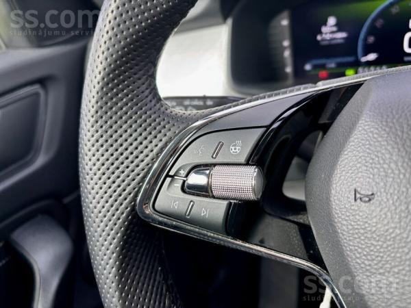 Grey Skoda Kodiaq 2023 in Riga, with an engine capacity of 1.50 L and mileage of 71 thousand km for 26900 €, photo 8 on AUTOMOTO.COM.LV