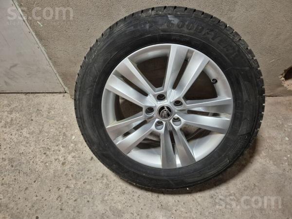Серый Шкода Kodiaq 2023 в Рига, объемом двигателя 1.50 л и пробегом 33 тыс. км за 28000 €, фото 8 на AUTOMOTO.COM.LV