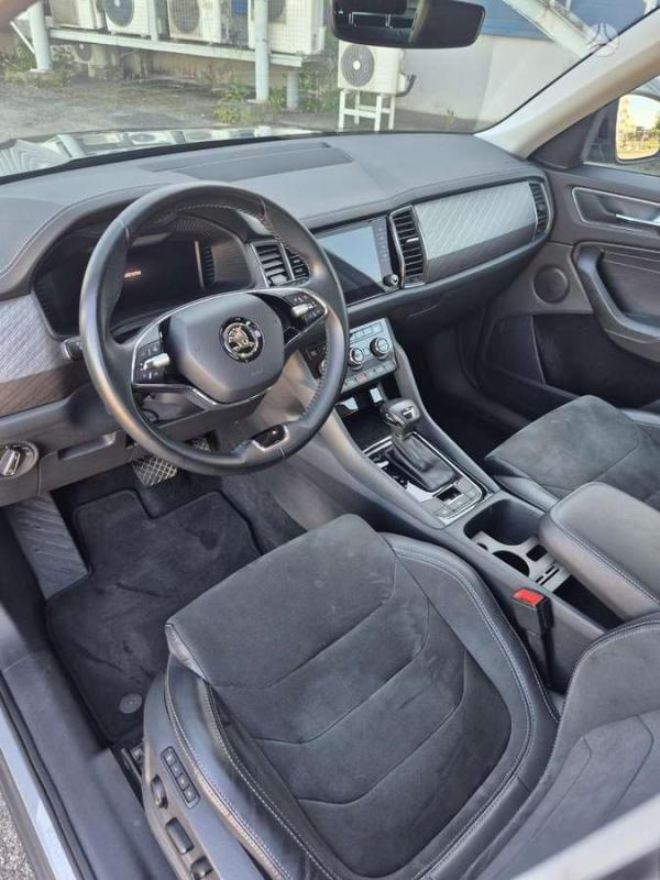 Grey Skoda Kodiaq 2023 in Vilnius, with an engine capacity of 1.50 L and mileage of 73 thousand km for 28200 €, photo 9 on AUTOMOTO.COM.LV