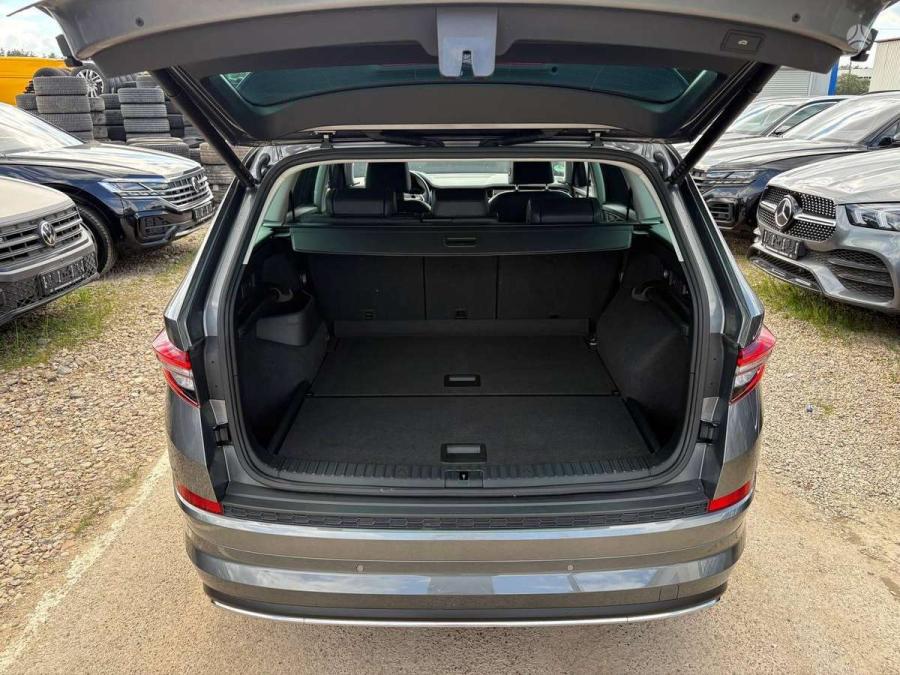 Серый Шкода Kodiaq 2023 в Вильнюс, объемом двигателя 1.97 л и пробегом 191 тыс. км за 25990 €, фото 61 на AUTOMOTO.COM.LV