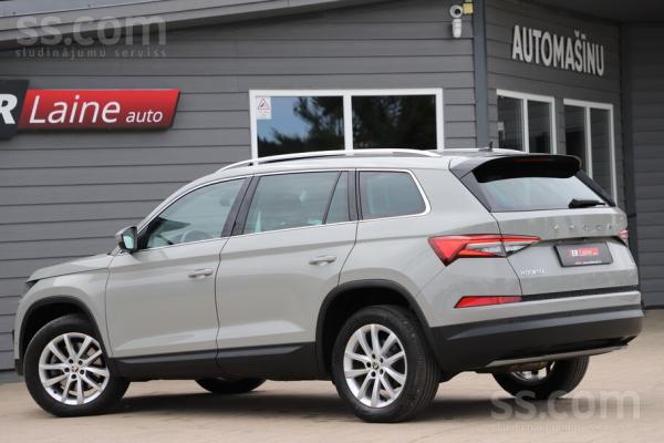Серый Шкода Kodiaq 2023 в Тукумс, объемом двигателя 2.00 л и пробегом 214 тыс. км за 23500 €, фото 6 на AUTOMOTO.COM.LV