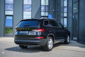 Серый Шкода Kodiaq 2023 в Каунас, объемом двигателя 1.97 л и пробегом 150 тыс. км за 23250 €, фото 10 на AUTOMOTO.COM.LV