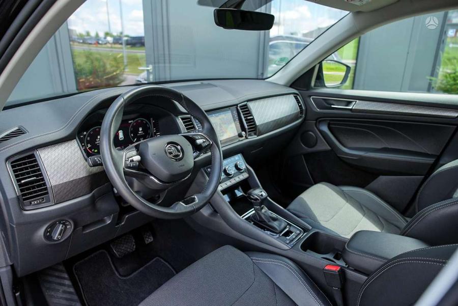 Серый Шкода Kodiaq 2023 в Каунас, объемом двигателя 1.97 л и пробегом 150 тыс. км за 23250 €, фото 26 на AUTOMOTO.COM.LV