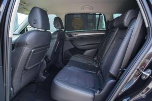 Серый Шкода Kodiaq 2023 в Каунас, объемом двигателя 1.97 л и пробегом 150 тыс. км за 23250 €, фото 33 на AUTOMOTO.COM.LV