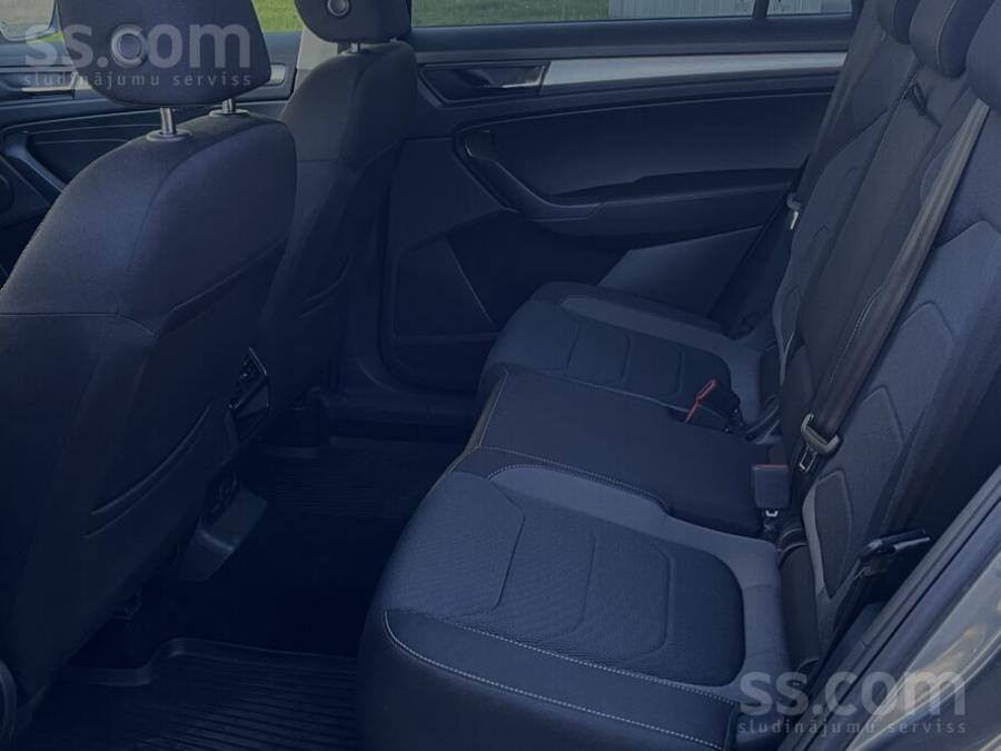 Pelēks Skoda Kodiaq 2023 Rīga, ar dzinēja tilpumu 1.50 L un nobraukumu 72 tūkst. km par 25900 €, foto 16 vietnē AUTOMOTO.COM.LV