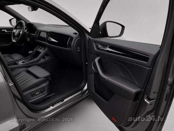 Серый Шкода Kodiaq 2023 в Пярну, объемом двигателя 2.00 л и пробегом 40 тыс. км за 36990 €, фото 4 на AUTOMOTO.COM.LV