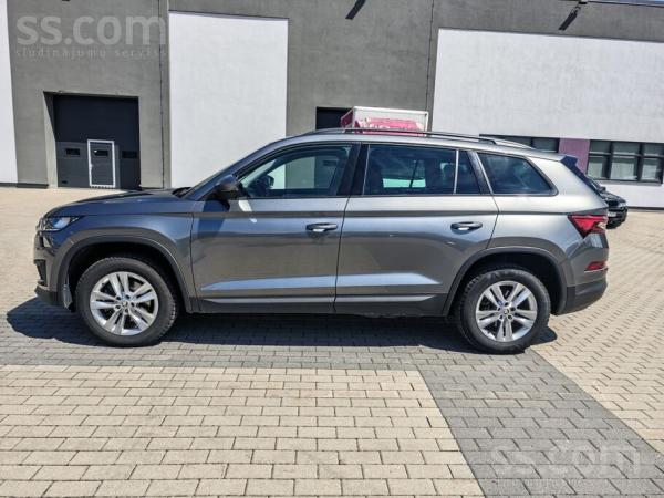 Pelēks Skoda Kodiaq 2023 Rīga, ar dzinēja tilpumu 2.00 L un nobraukumu 117 tūkst. km par 24500 €, foto 2 vietnē AUTOMOTO.COM.LV