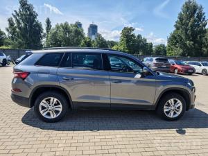 Серый Шкода Kodiaq 2023 в Рига, объемом двигателя 2.00 л и пробегом 117 тыс. км за 24500 €, фото 7 на AUTOMOTO.COM.LV