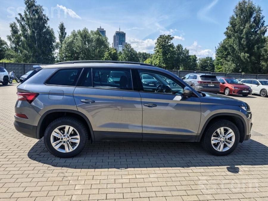 Серый Шкода Kodiaq 2023 в Рига, объемом двигателя 2.00 л и пробегом 117 тыс. км за 24500 €, фото 7 на AUTOMOTO.COM.LV