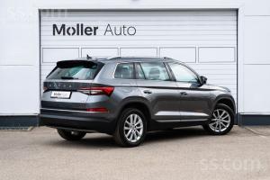 Pelēks Skoda Kodiaq 2023 Rīga, ar dzinēja tilpumu 2.00 L un nobraukumu 149 tūkst. km par 29950 €, foto 5 vietnē AUTOMOTO.COM.LV