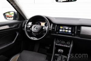 Pelēks Skoda Kodiaq 2023 Rīga, ar dzinēja tilpumu 2.00 L un nobraukumu 149 tūkst. km par 29950 €, foto 11 vietnē AUTOMOTO.COM.LV