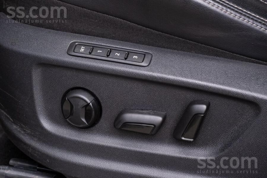 Pelēks Skoda Kodiaq 2023 Rīga, ar dzinēja tilpumu 2.00 L un nobraukumu 149 tūkst. km par 29950 €, foto 20 vietnē AUTOMOTO.COM.LV