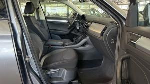 Grey Skoda Kodiaq 2023 in Riga, with an engine capacity of 2.00 L and mileage of 78 thousand km for 2750000 €, photo 15 on AUTOMOTO.COM.LV