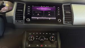 Grey Skoda Kodiaq 2023 in Riga, with an engine capacity of 2.00 L and mileage of 78 thousand km for 2750000 €, photo 20 on AUTOMOTO.COM.LV